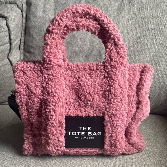 Marc Jacobs | Bags | Marc Jacobs Sherpa Tote | Poshmark